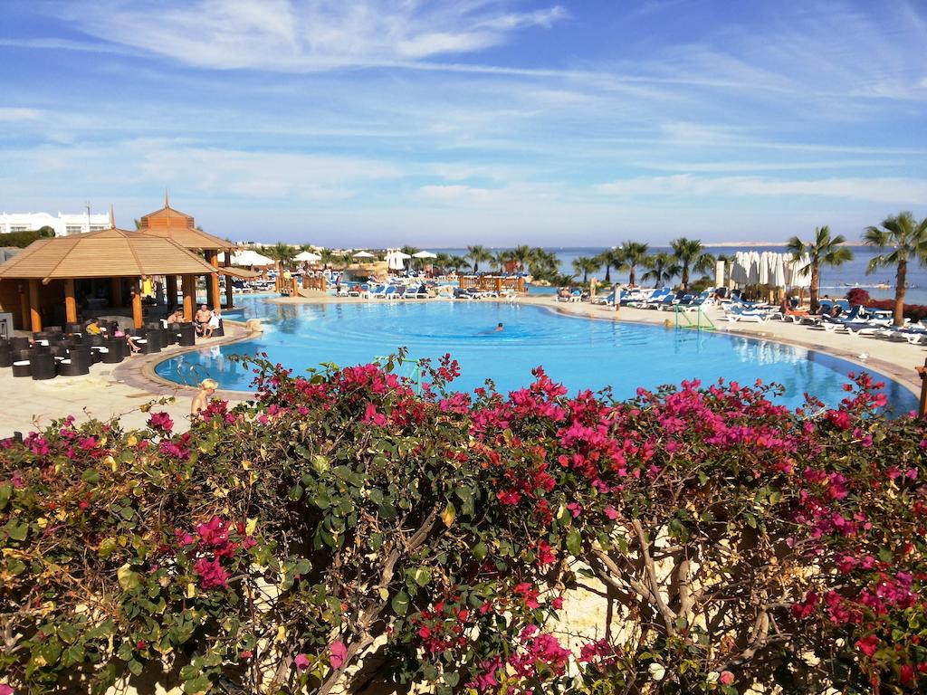 Albatros Palace Resort Sharm El-Shiekh (ex. Cyrene Grand Hotel; Melia ...