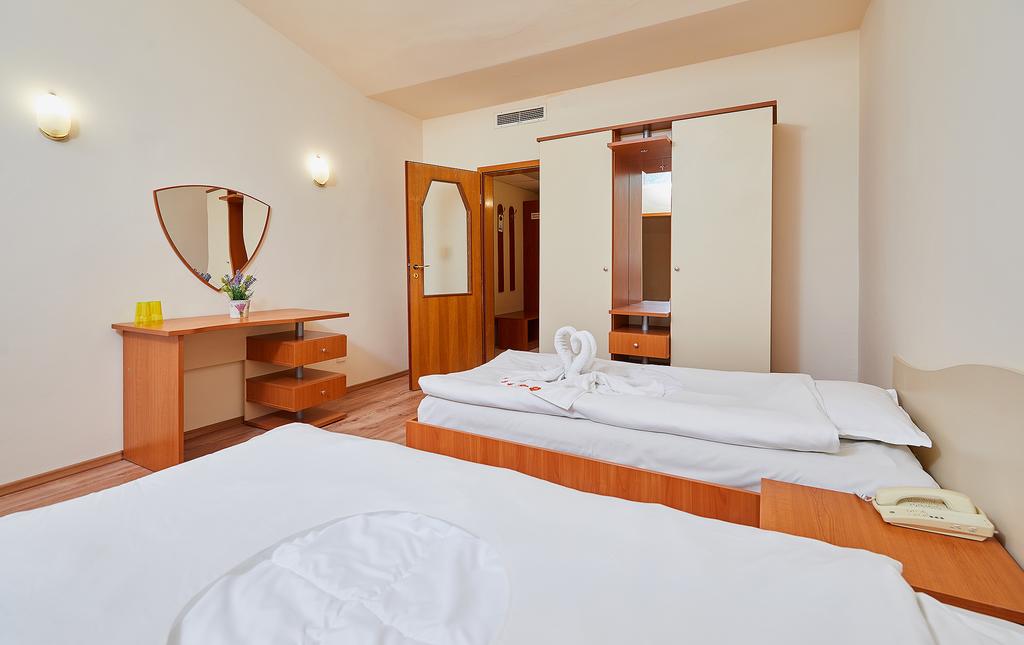 Zornitsa 3* - Болгарія - Ola Travel