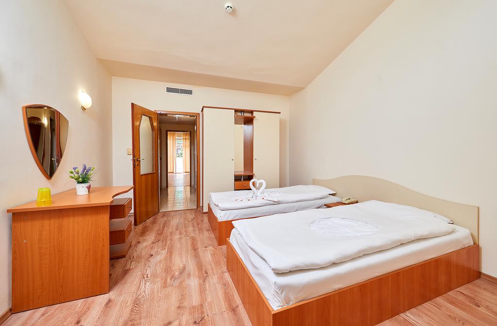 Zornitsa 3* - Болгарія - Ola Travel